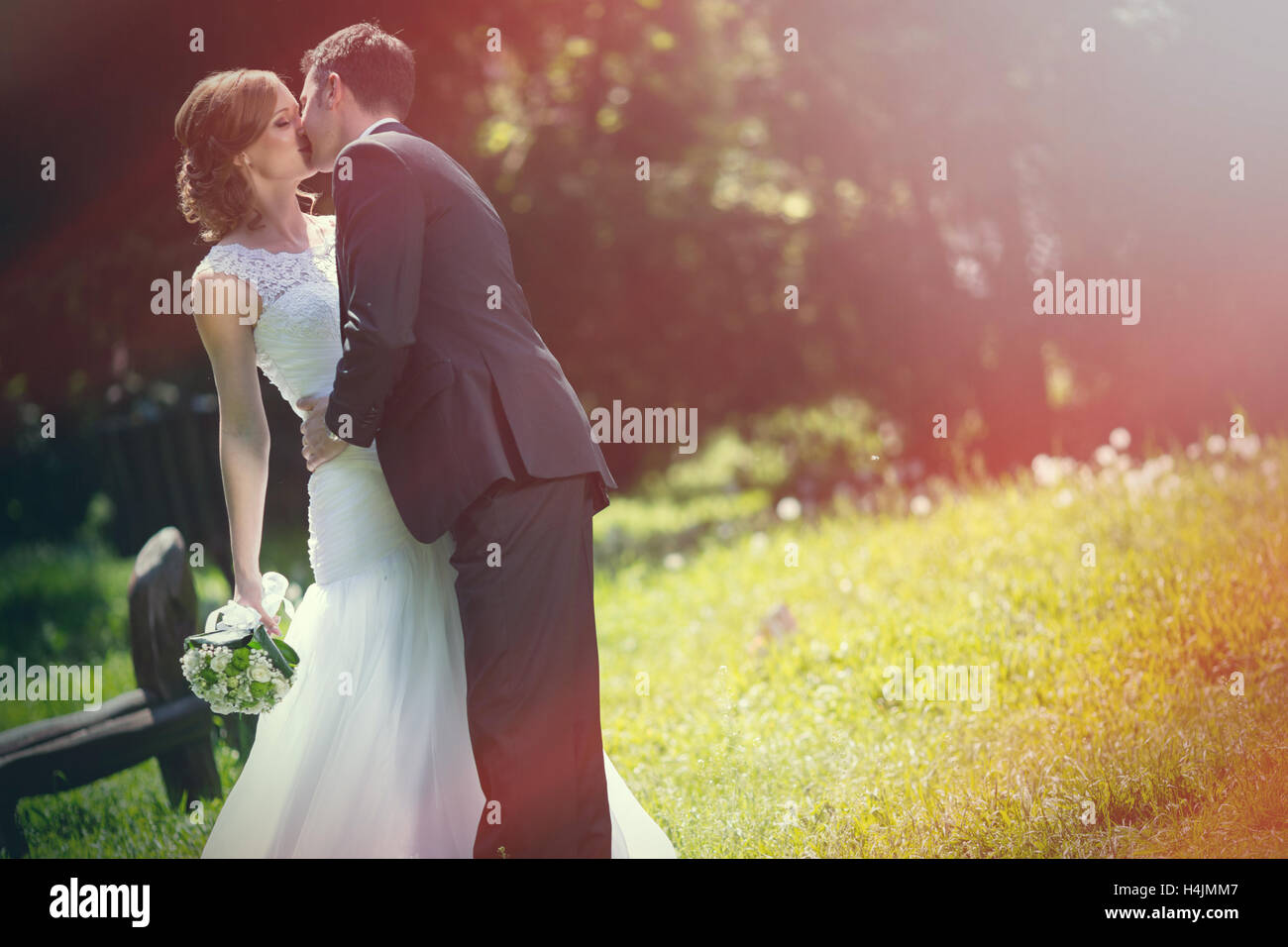 Happy bridal shooting hi-res stock photography and images - Alamy