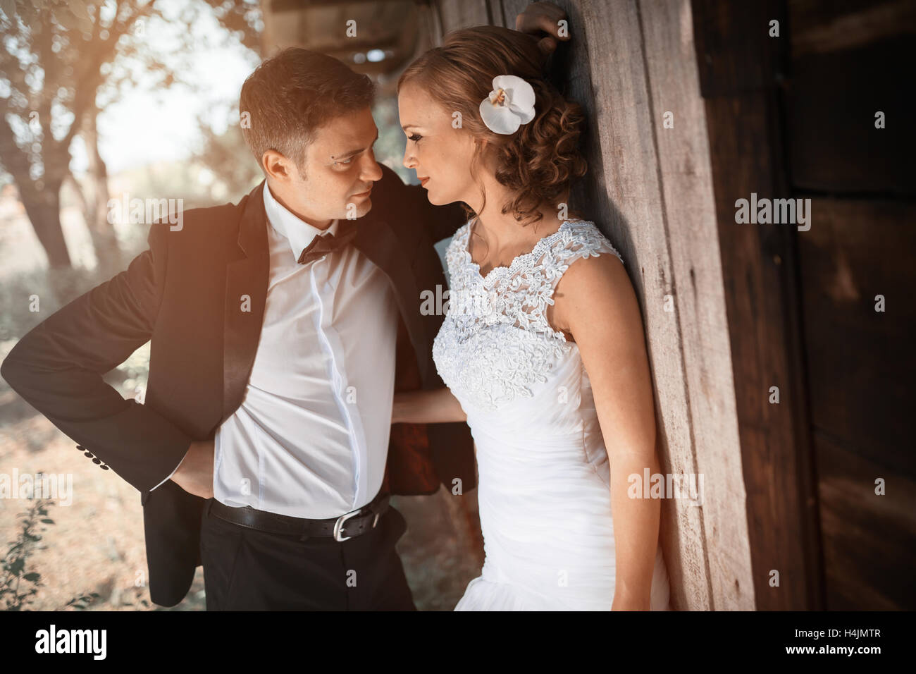Beautiful bride and groom before wedding Stock Photo - Alamy