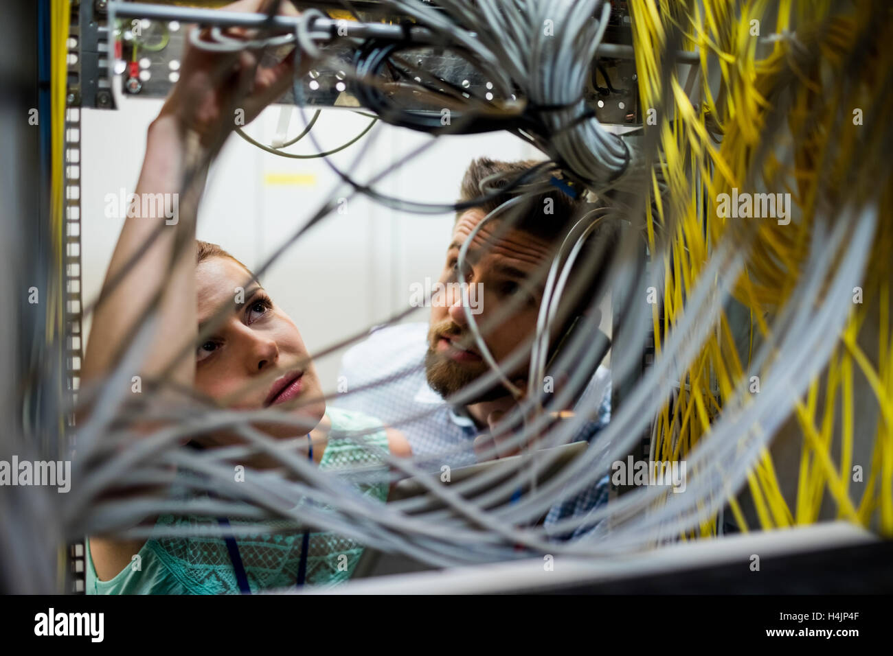 Fixing cable hi-res stock photography and images - Alamy