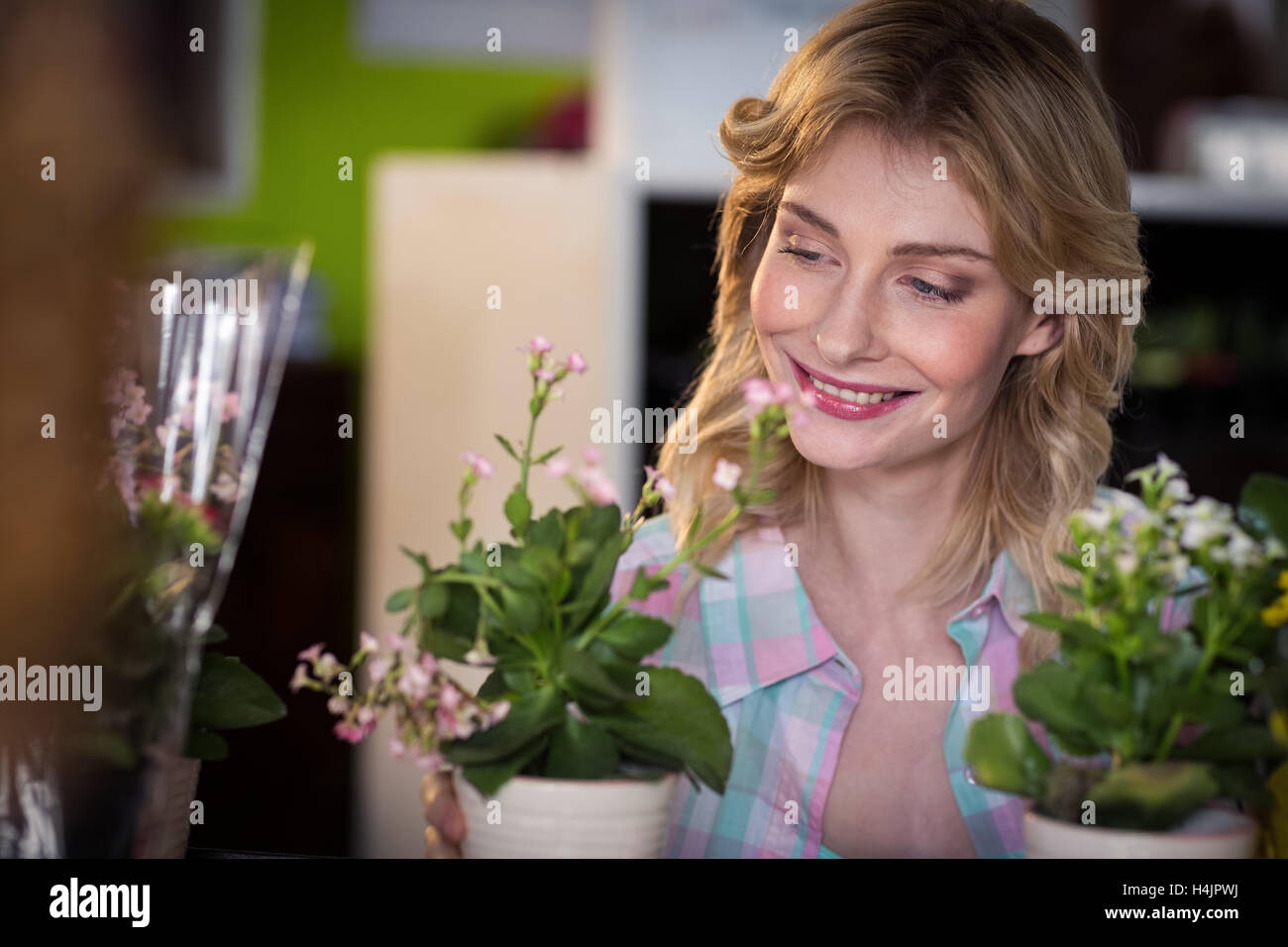 Happy flower pot hi-res stock photography and images - Alamy