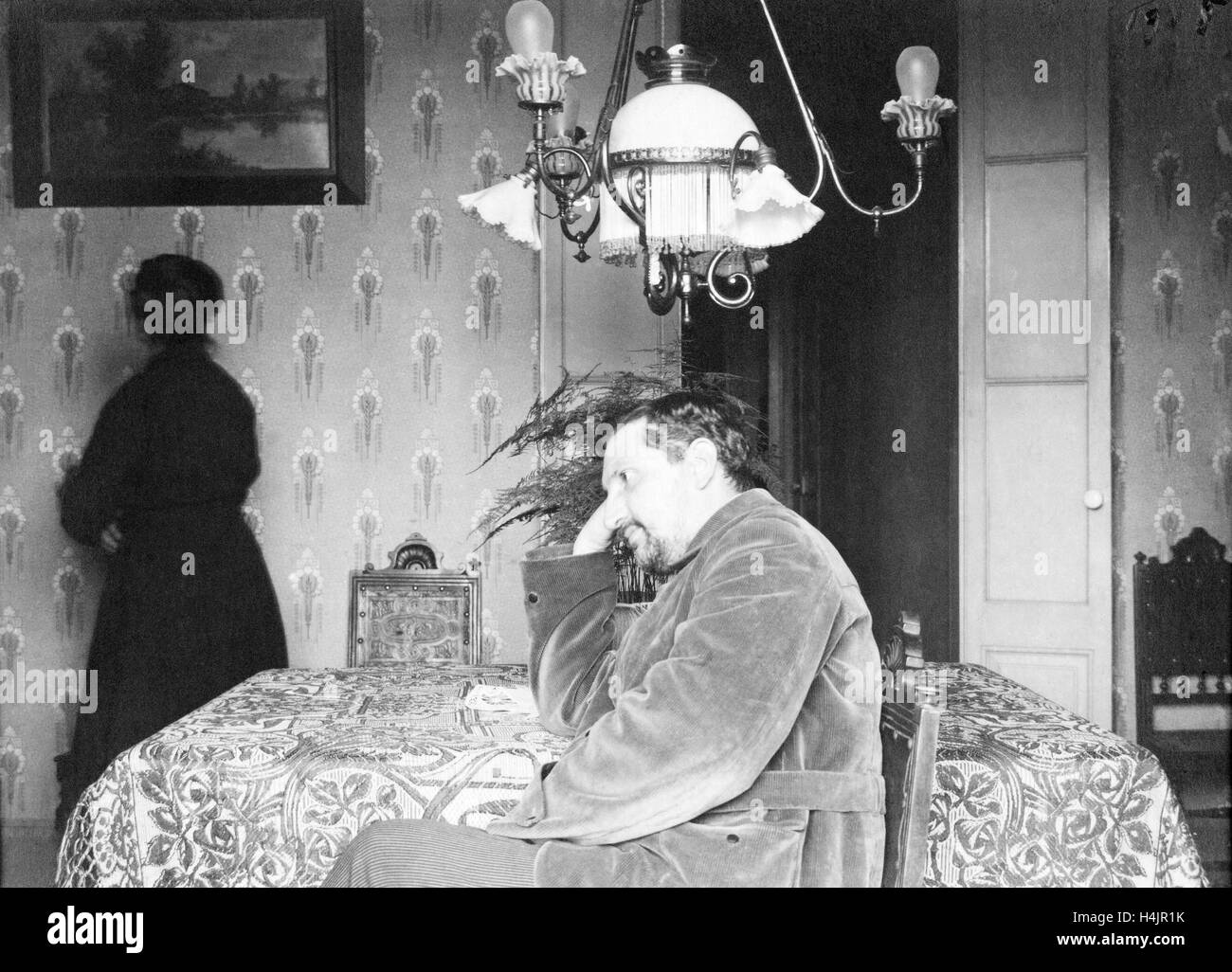 Unfocused stare hi-res stock photography and images - Alamy