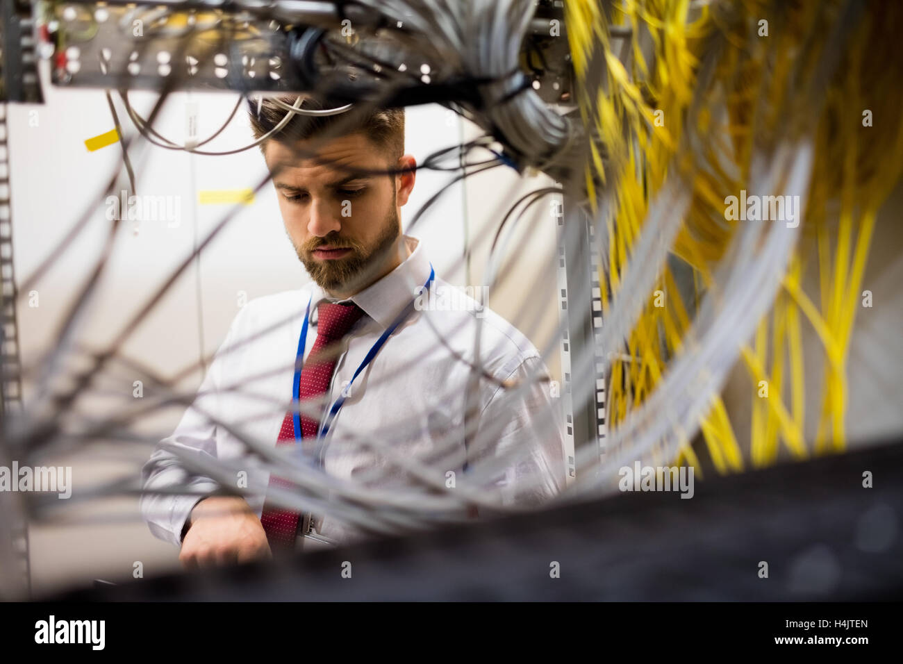 Checking network hi-res stock photography and images - Alamy