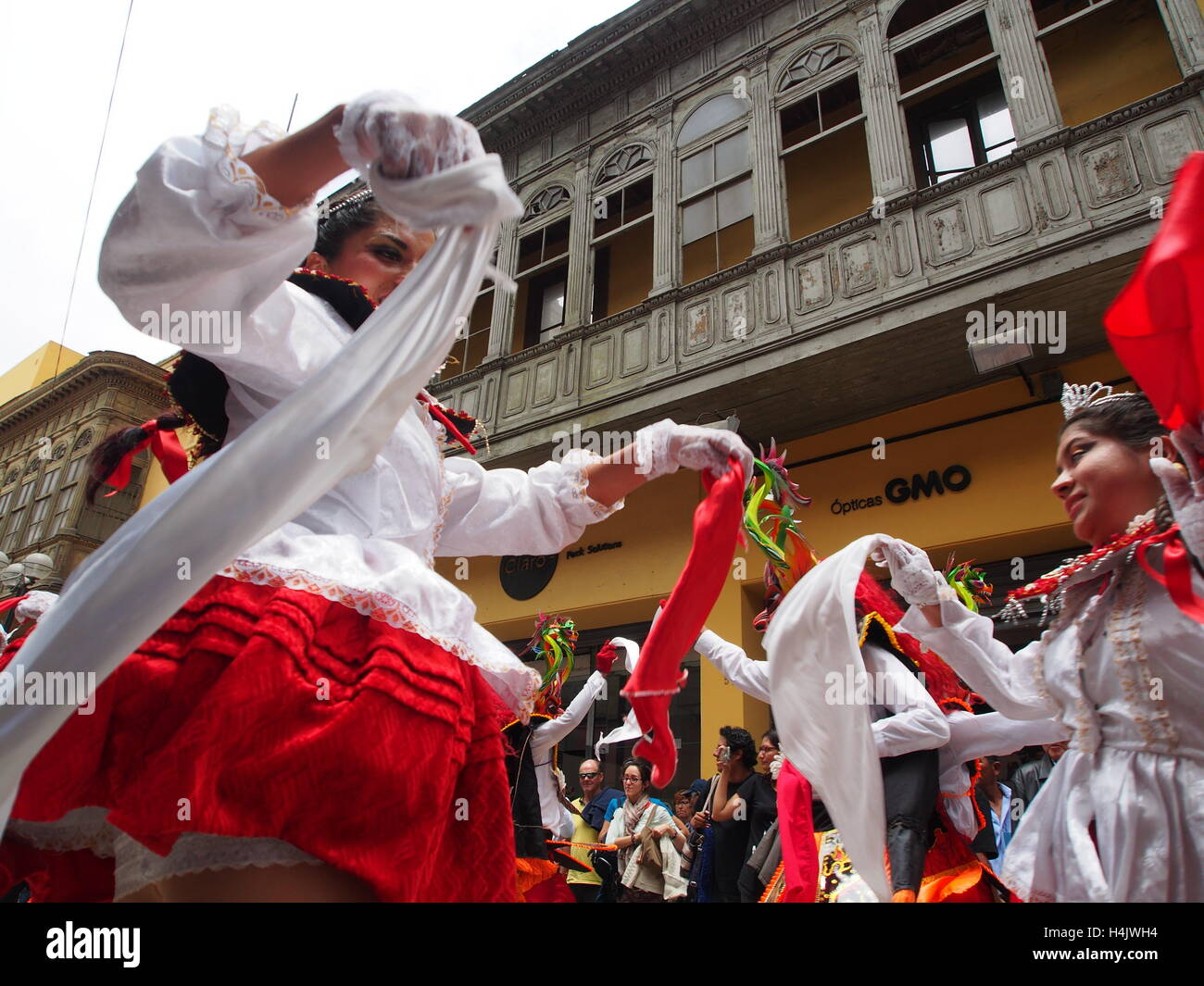 Morenada peru hi-res stock photography and images - Alamy