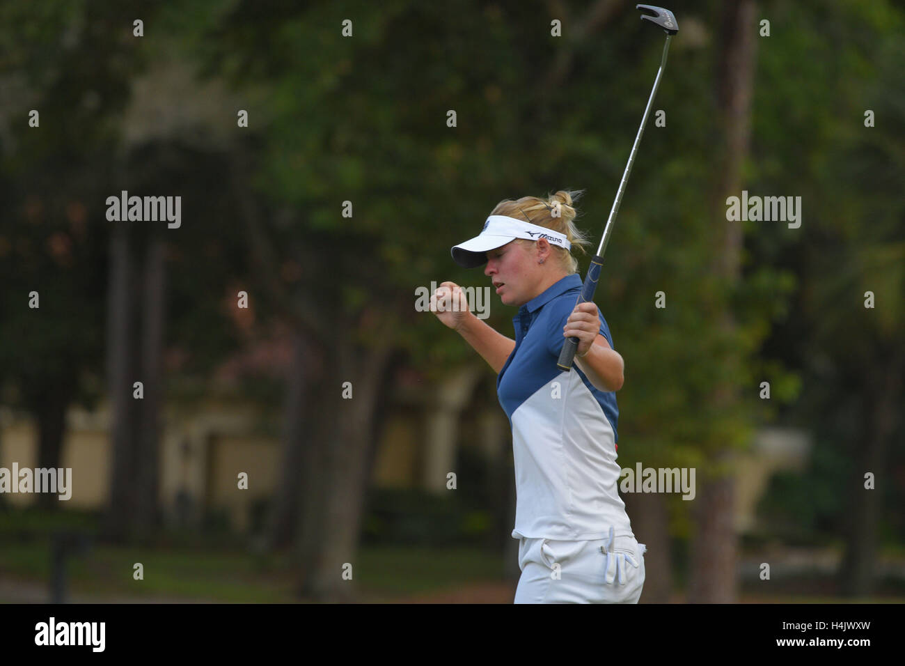 Longwood, Florida, USA. 16th Oct, 2016. Nicole Brock Larsen after ...