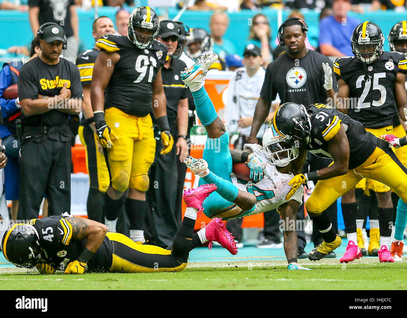 Steven johnson nfl hi-res stock photography and images - Alamy