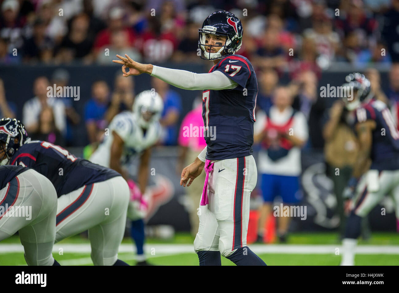 Houston, Texas, USA. 16th Oct, 2016. Houston Texans quarterback Brock ...