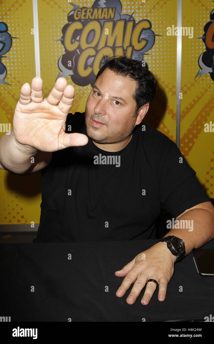 Greg grunberg hi-res stock photography and images - Alamy