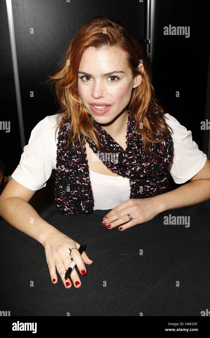 Berlin, Germany. 15th Oct, 2016. Billie Piper attends the German Comic ...