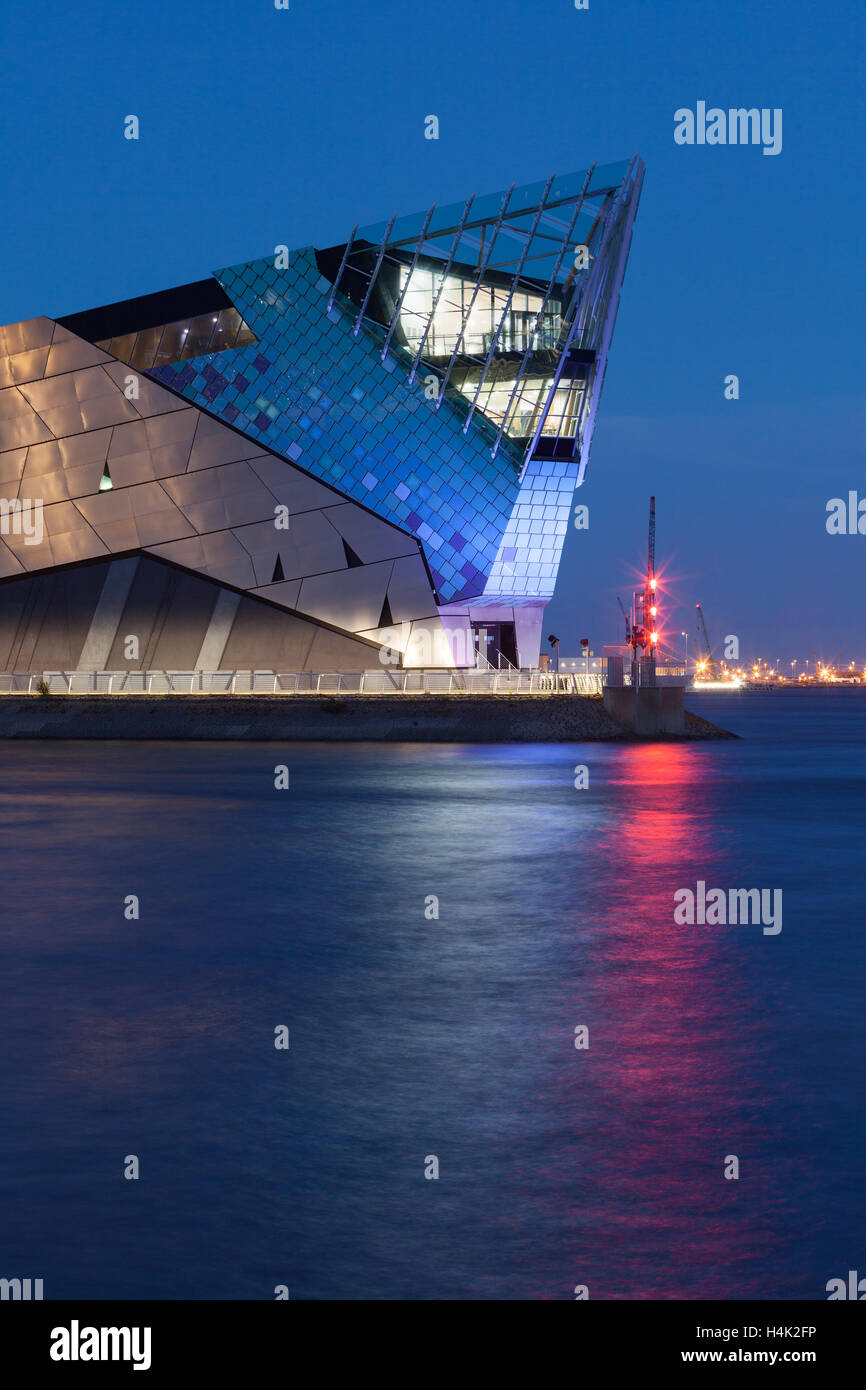 The deep hull terry farrell hi-res stock photography and images - Alamy