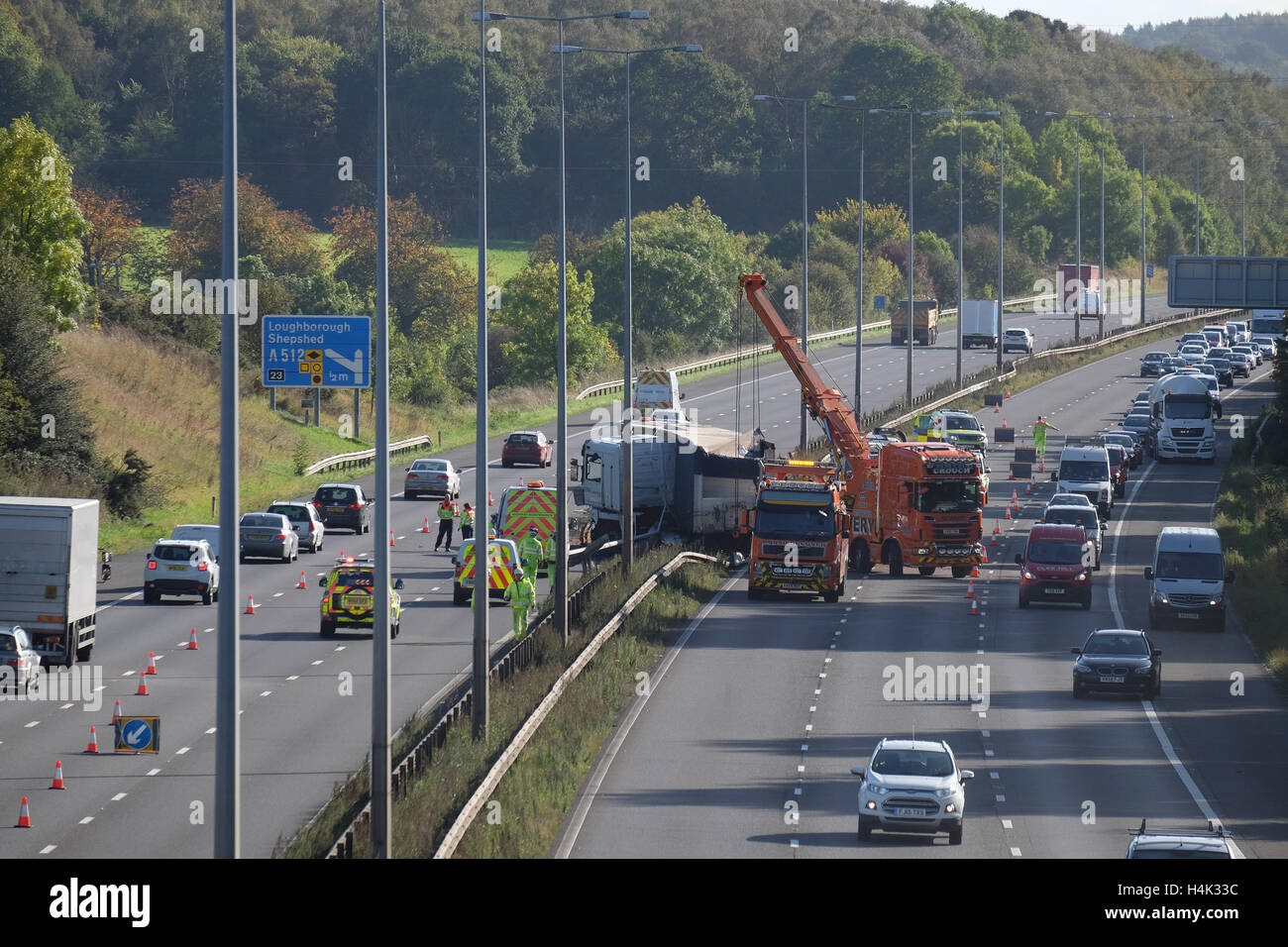 Lorry crashed into the central reservation on the m1 motorway between ...