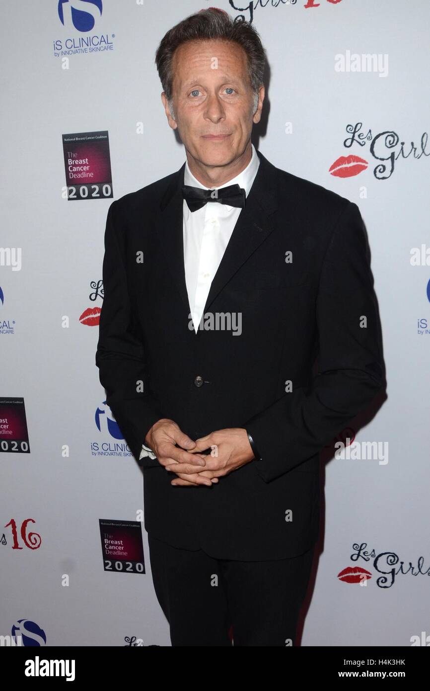 Los Angeles, CA, USA. 16th Oct, 2016. Steven Weber in attendance for ...