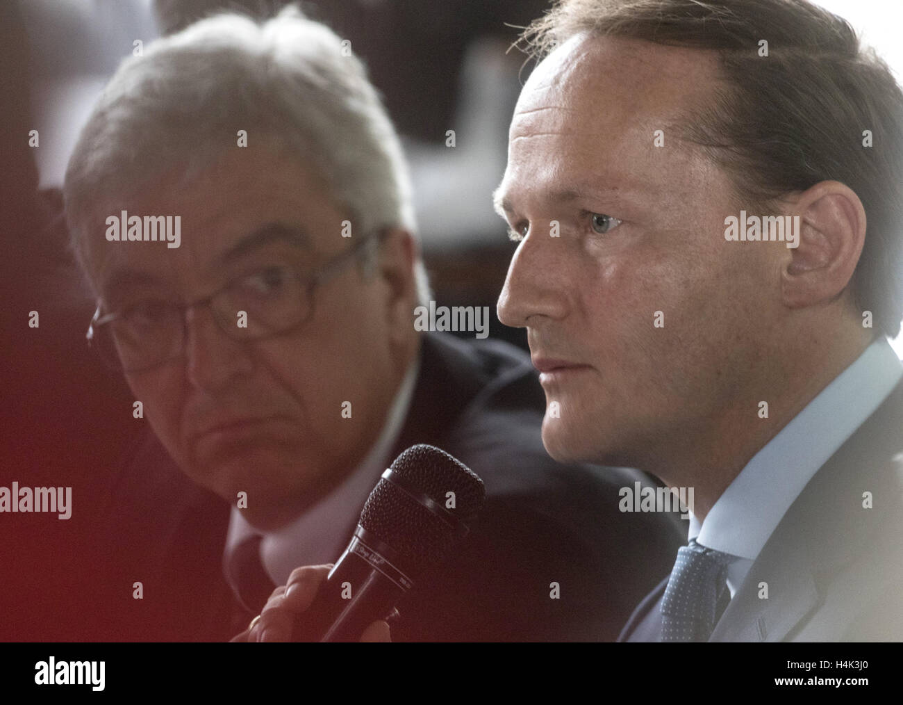 Basf explosion fire at ludwigshafen hi-res stock photography and images ...