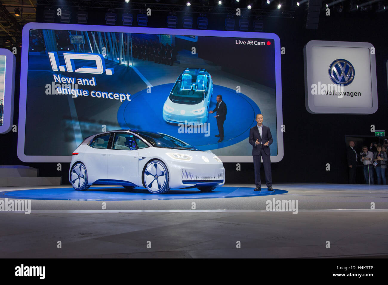 Paris, France. 29th Sep, 2016. Chairman of the Volkswagen brand group ...