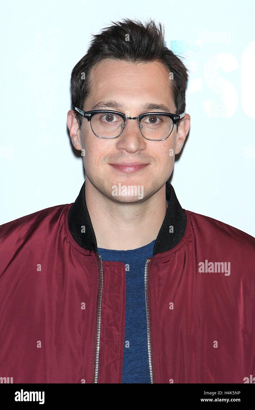 New York, NY, USA. 17th Oct, 2016. Dan Levy attend the Premiere of ...