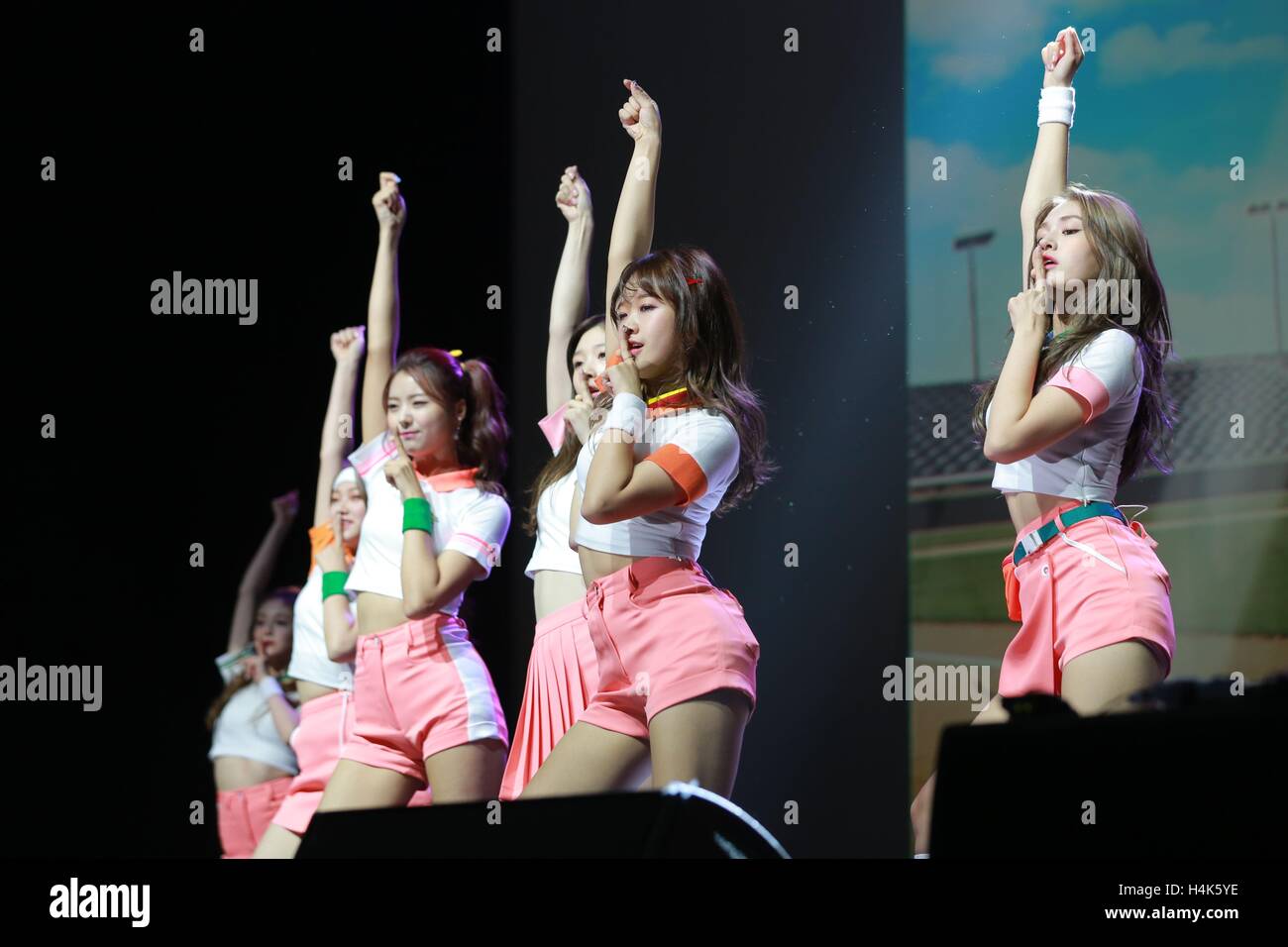 Seoul, Korea. 17th Oct, 2016. I.O.I hold showcase to promote their ...