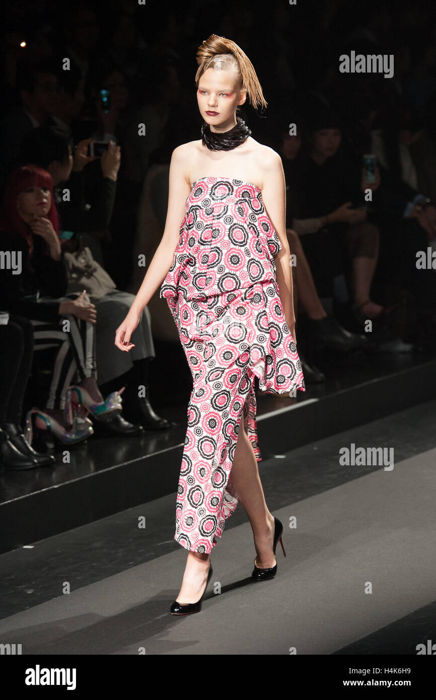 Tokyo, Japan. 17th October, 2016. Japanese rock star Yoshiki of band X ...