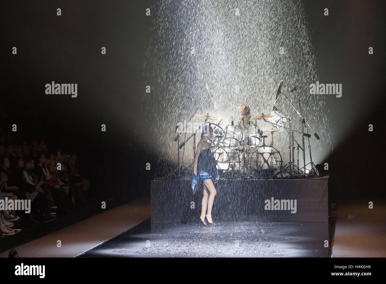 Tokyo, Japan. 17th October, 2016. Japanese rock star Yoshiki of band X ...