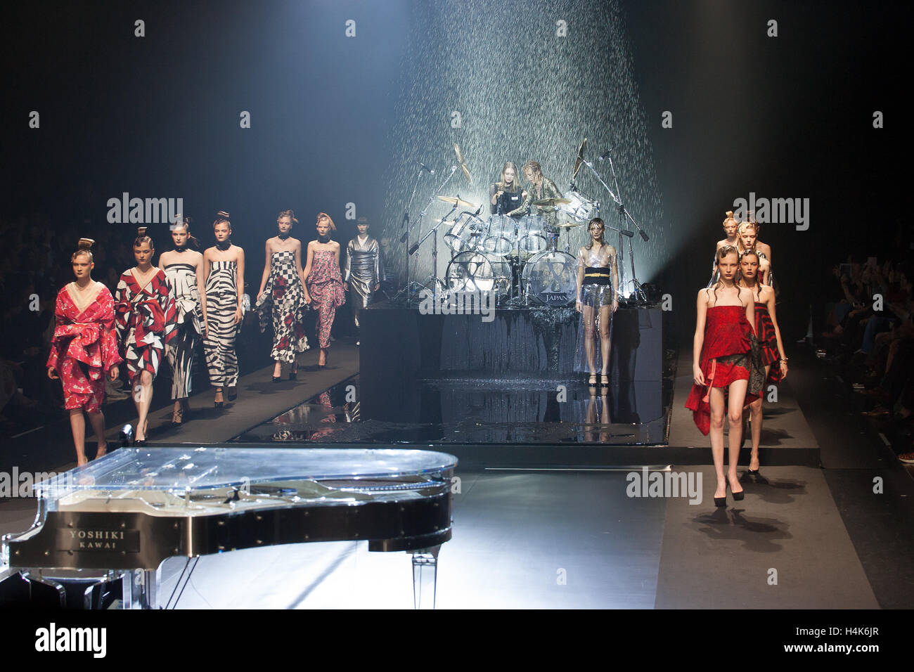 Tokyo, Japan. 17th October, 2016. Japanese rock star Yoshiki of band X ...