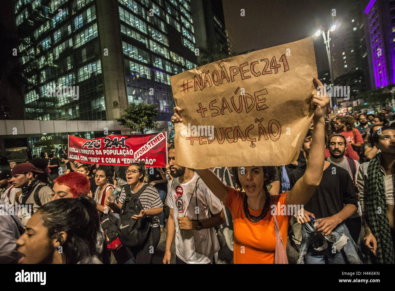 Sao Paulo, , Brazil. 17th Oct, 2016. Opposers to President Michel Temer ...