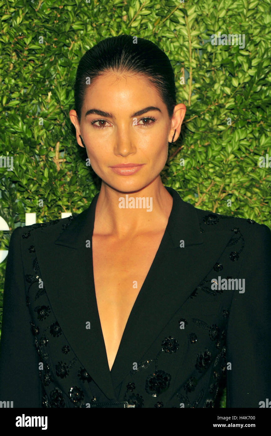 New York, NY, USA. 17th Oct, 2016. Lily Aldridge at the God's Love We ...