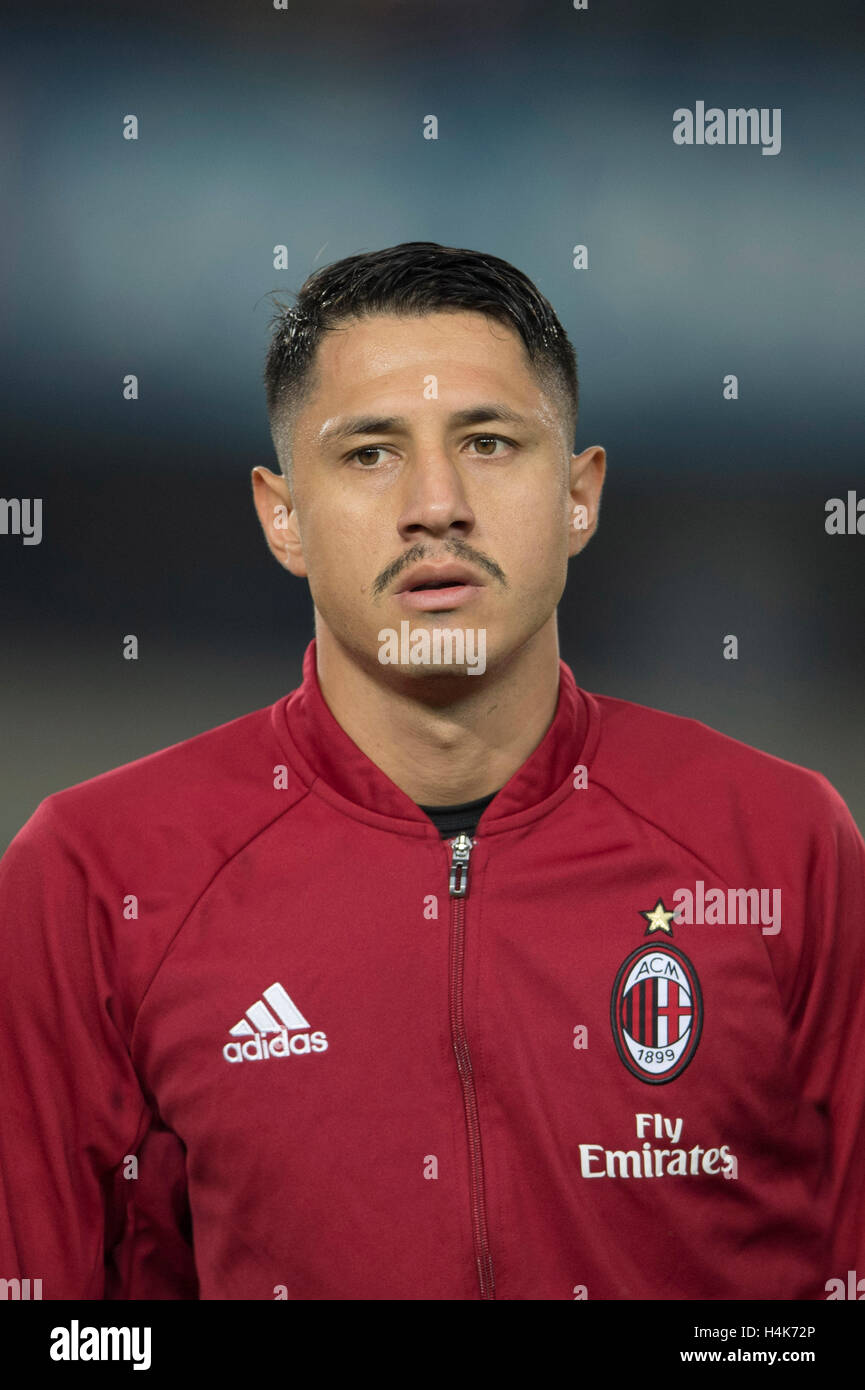 Gianluca lapadula ac milan hi-res stock photography and images - Alamy