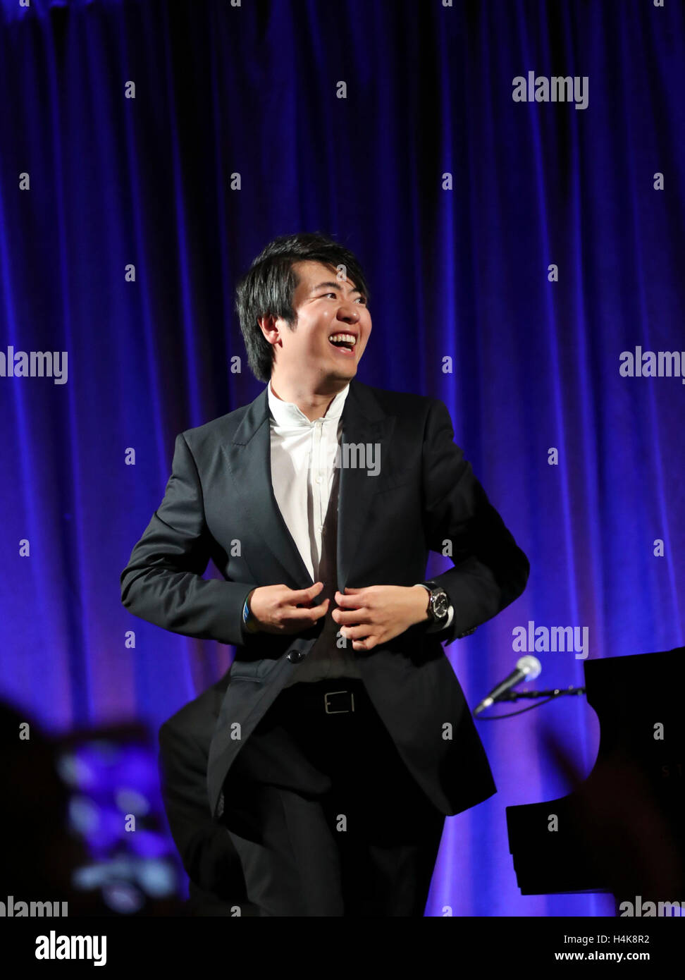 Pianis hi-res stock photography and images - Alamy