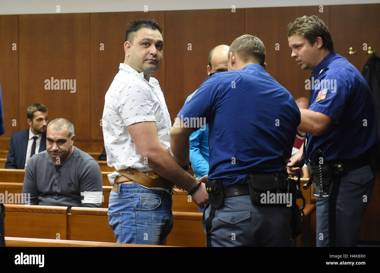 Olomouc High Court deals with appeal of a Bulgarian gang whose members ...