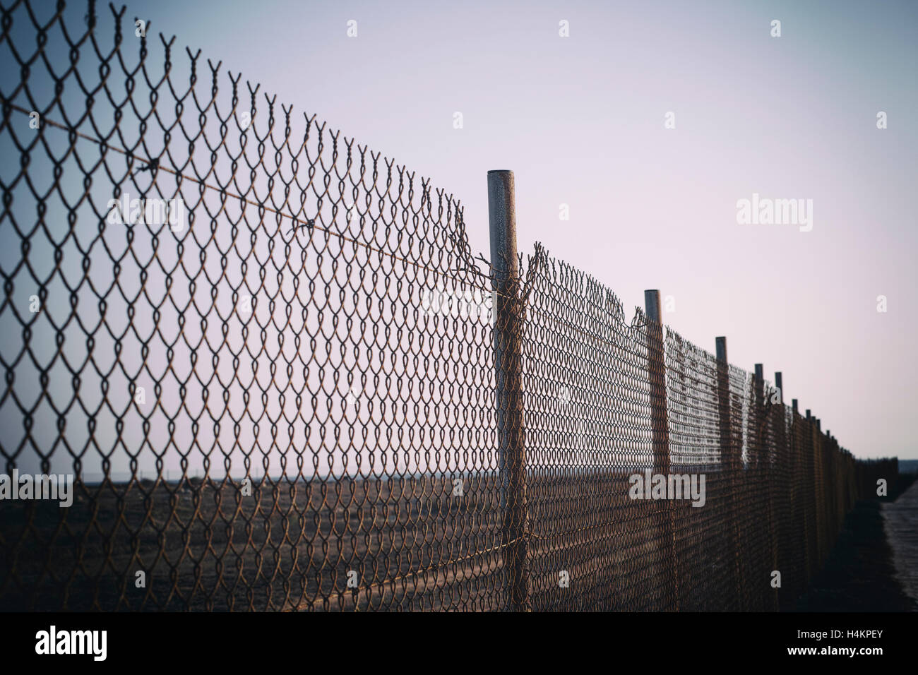 Seamless chain link border hi-res stock photography and images - Alamy