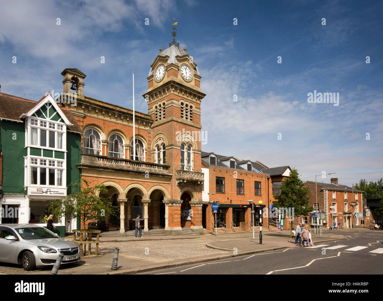 England, Berkshire, Hungerford, High Street, Town Hall and Corn ...