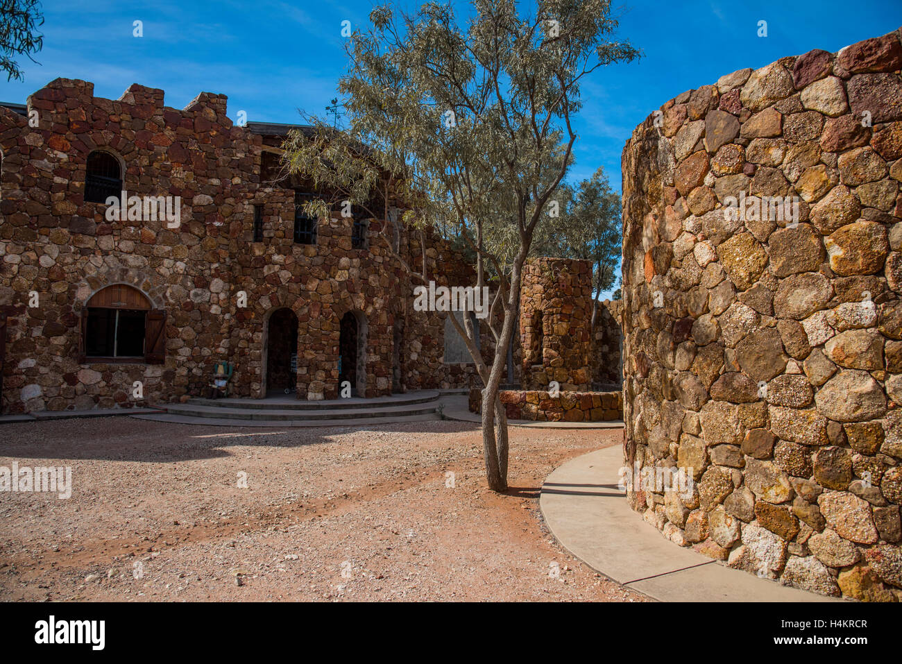 Amigo's Castle built illegally in lightning ridge out of local ...