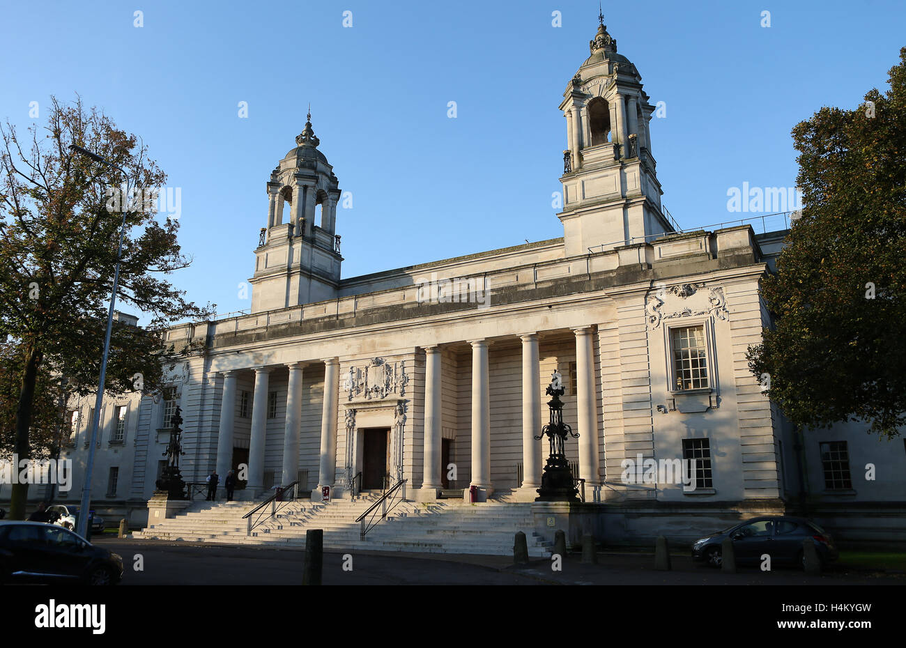 General View of Cardiff Crown Court on Cathays Park Stock Photo - Alamy