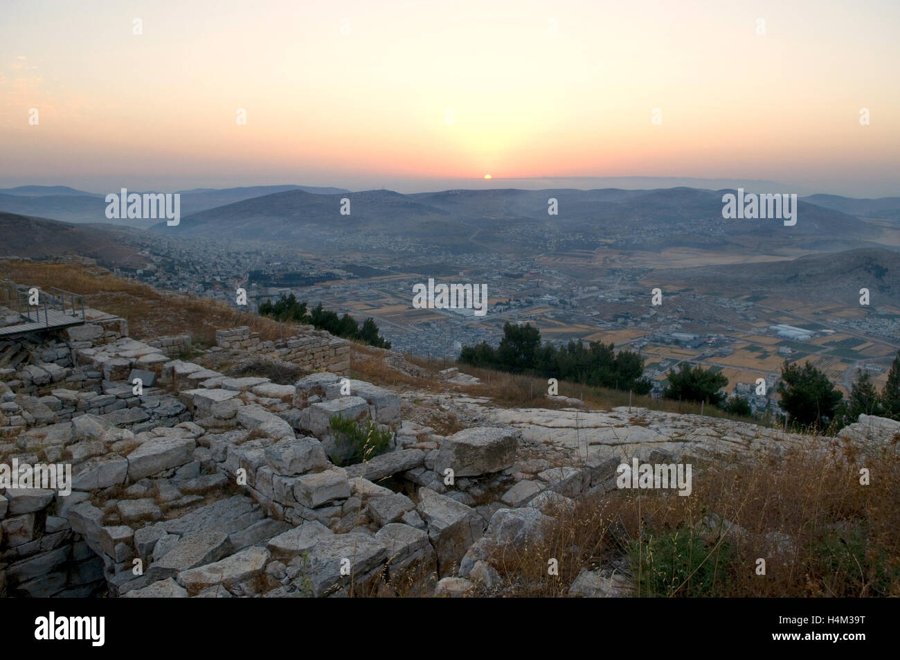 Mount gerizim ruins hi-res stock photography and images - Alamy