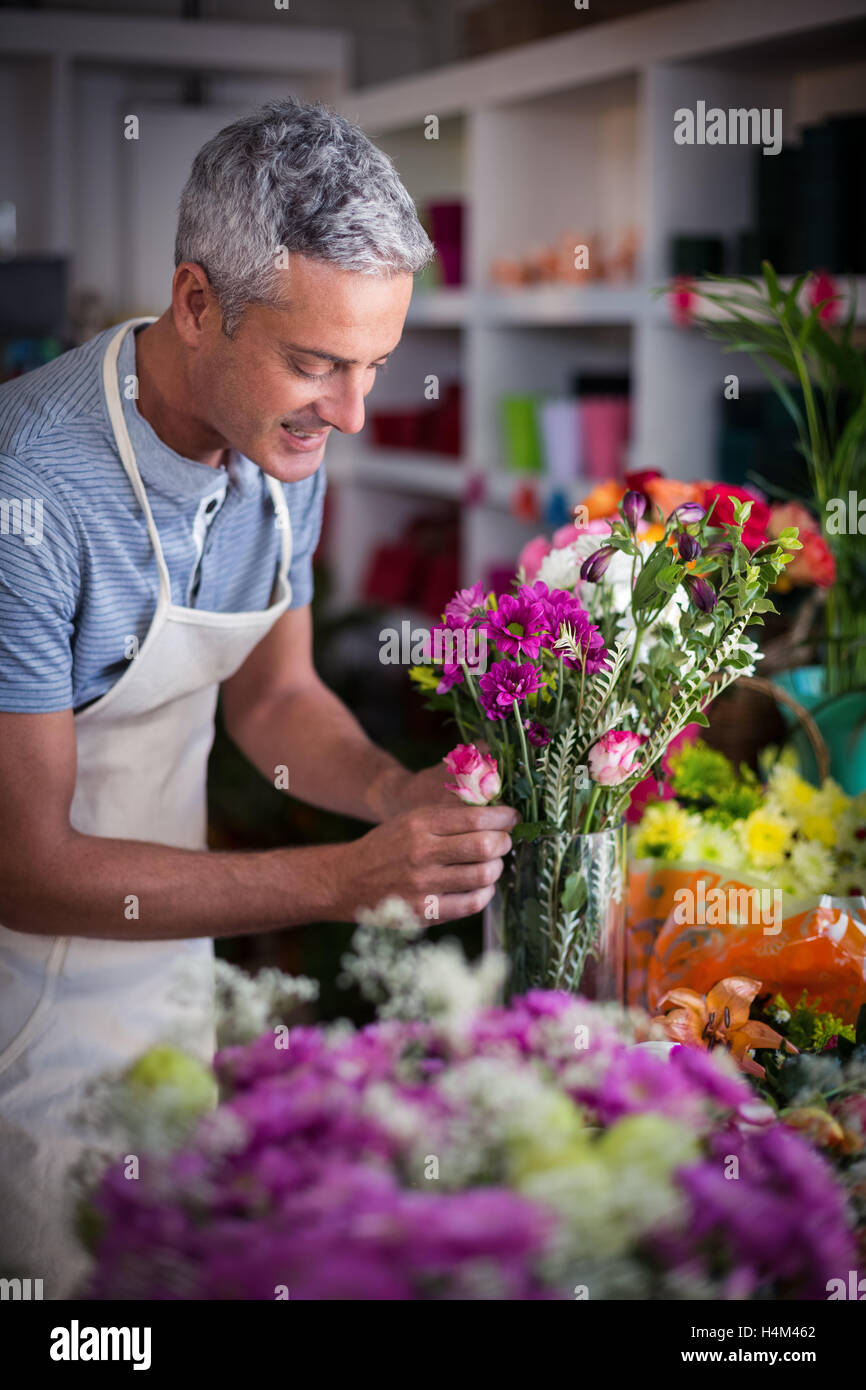Bouquet smiling hi-res stock photography and images - Alamy