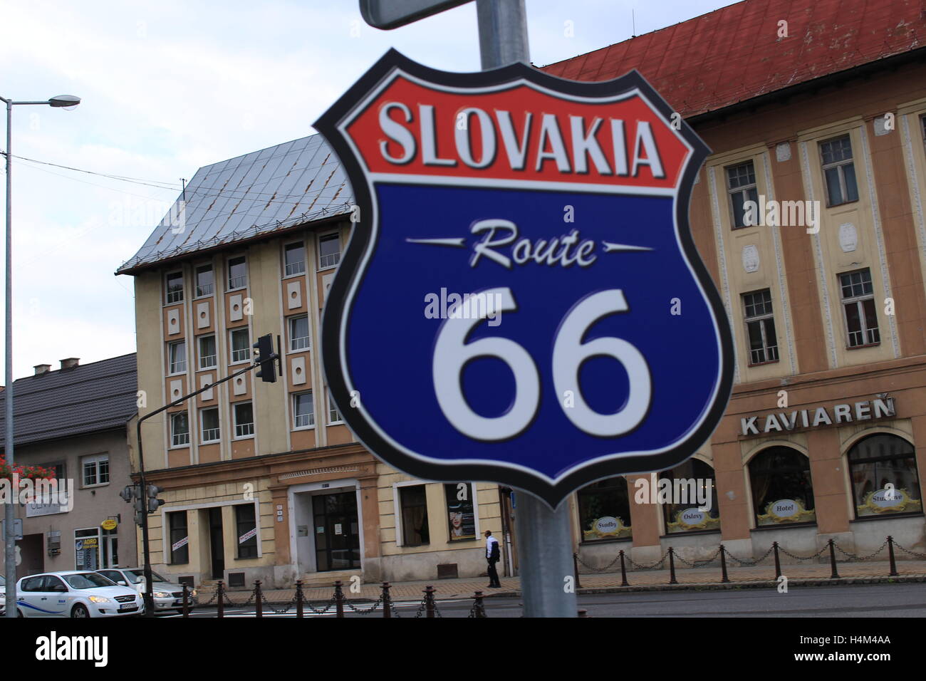 Crossroad road hi-res stock photography and images - Alamy