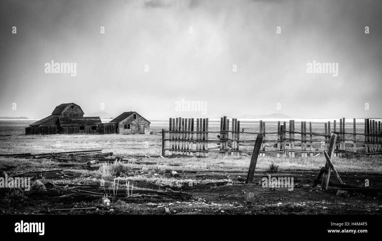 View green valley north Black and White Stock Photos & Images - Alamy