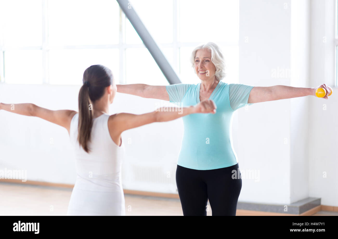 Woman stand opposite hi-res stock photography and images - Alamy