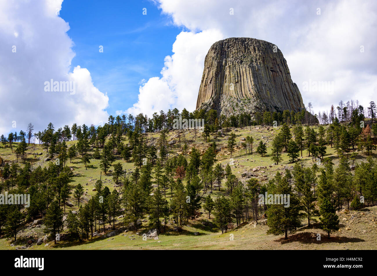 Devils tower hi-res stock photography and images - Alamy