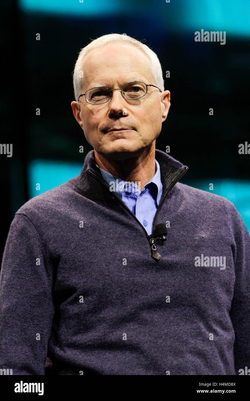 Intuit co founder hi-res stock photography and images - Alamy