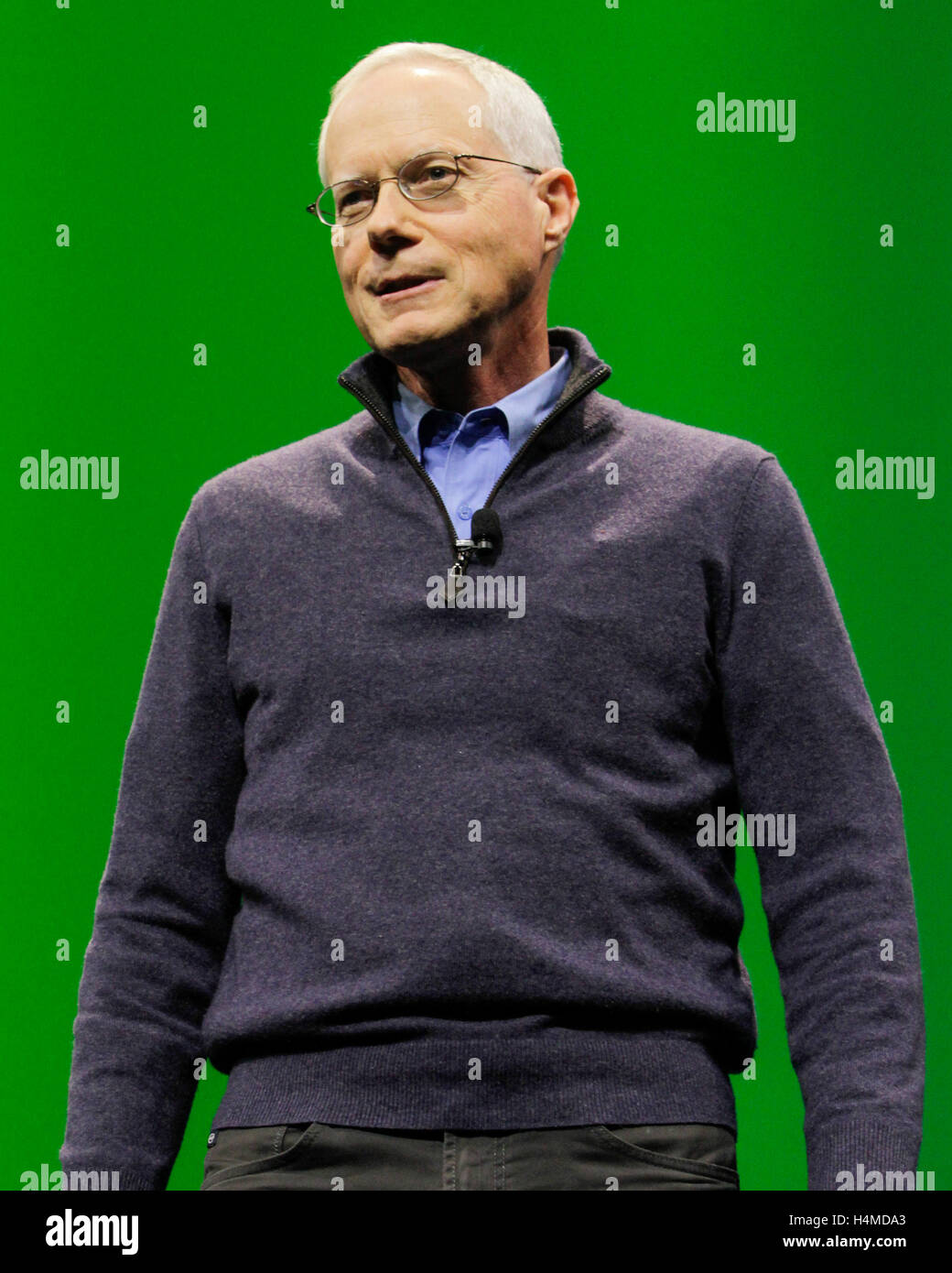 Scott cook intuit hi-res stock photography and images - Alamy