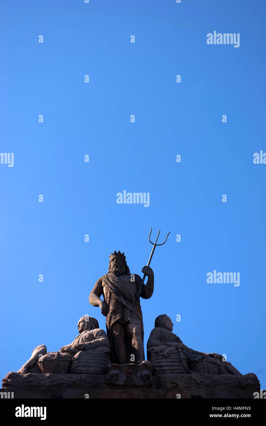 Statue of Neptune, Neptune House, Newcastle upon Tyne, United Kingdom ...