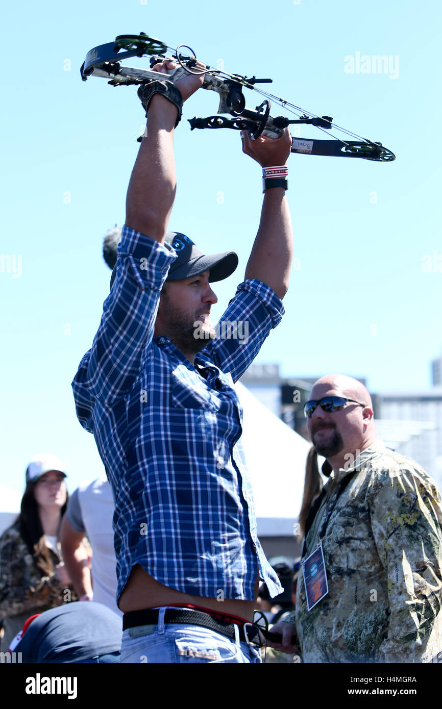 Luke Bryan attends the Cabela's & Academy of Country Music Celebrity ...
