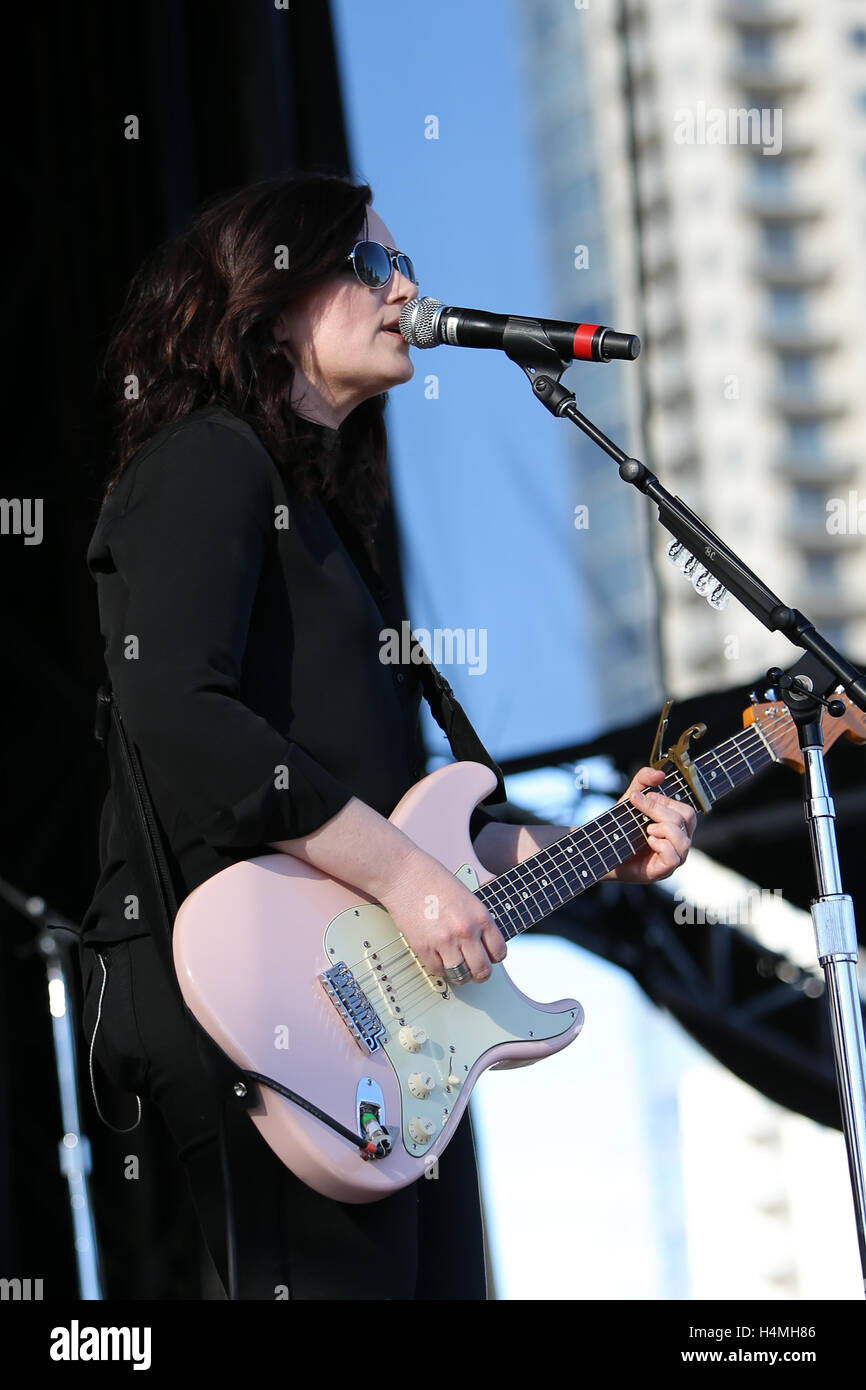Brandy clark singer hi-res stock photography and images - Alamy