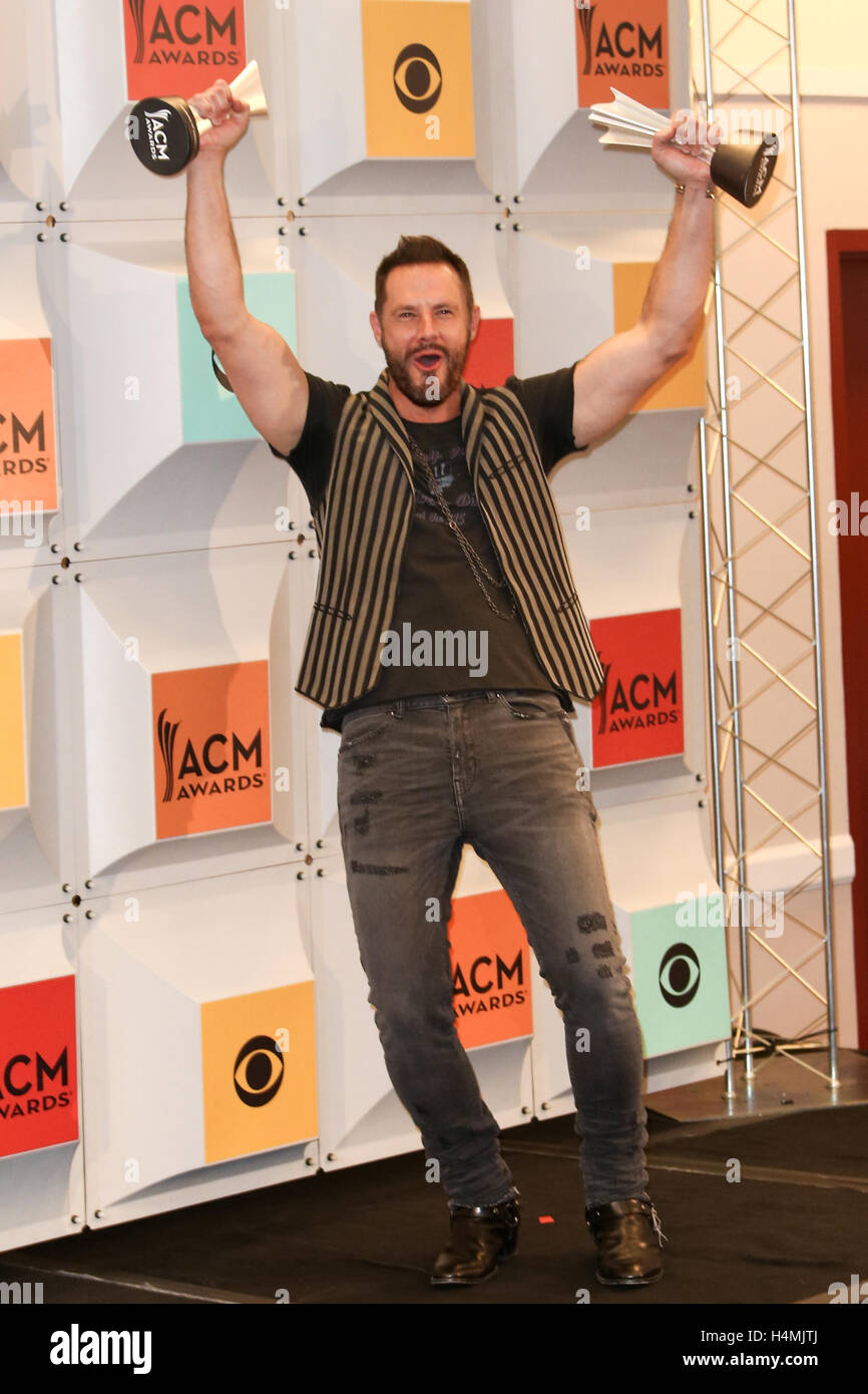 Country music vocal group hi-res stock photography and images - Alamy