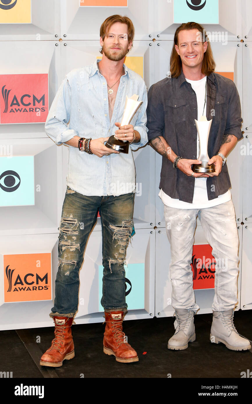 Singers Brian Kelley (L) and Tyler Hubbard of Florida Georgia Line ...