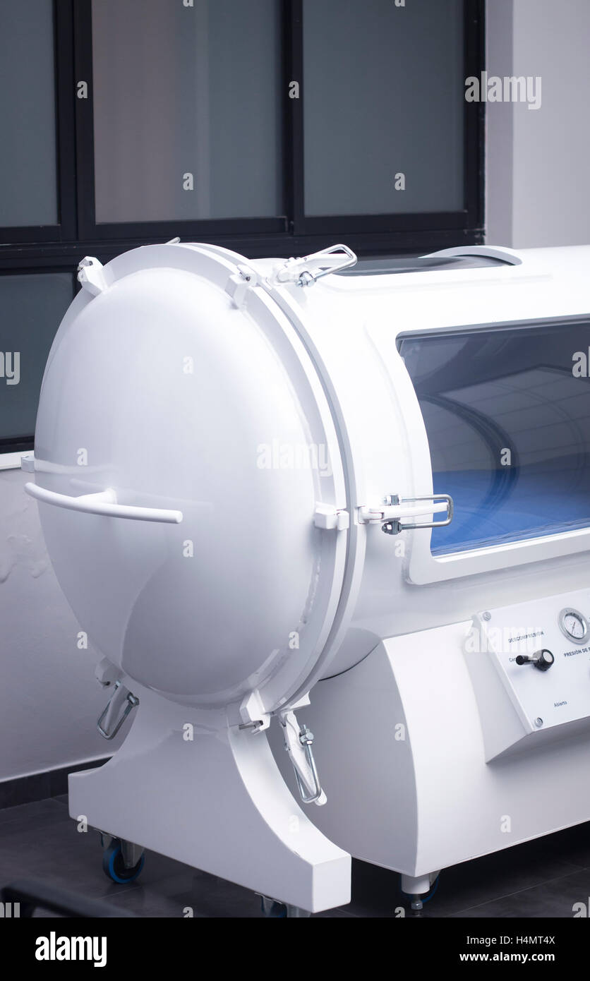 HBOT hyperbaric oxygen therapy chamber tank in hopsital medical center ...