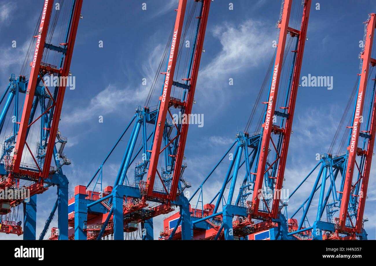 Hamburg port infrastructure hi-res stock photography and images - Alamy