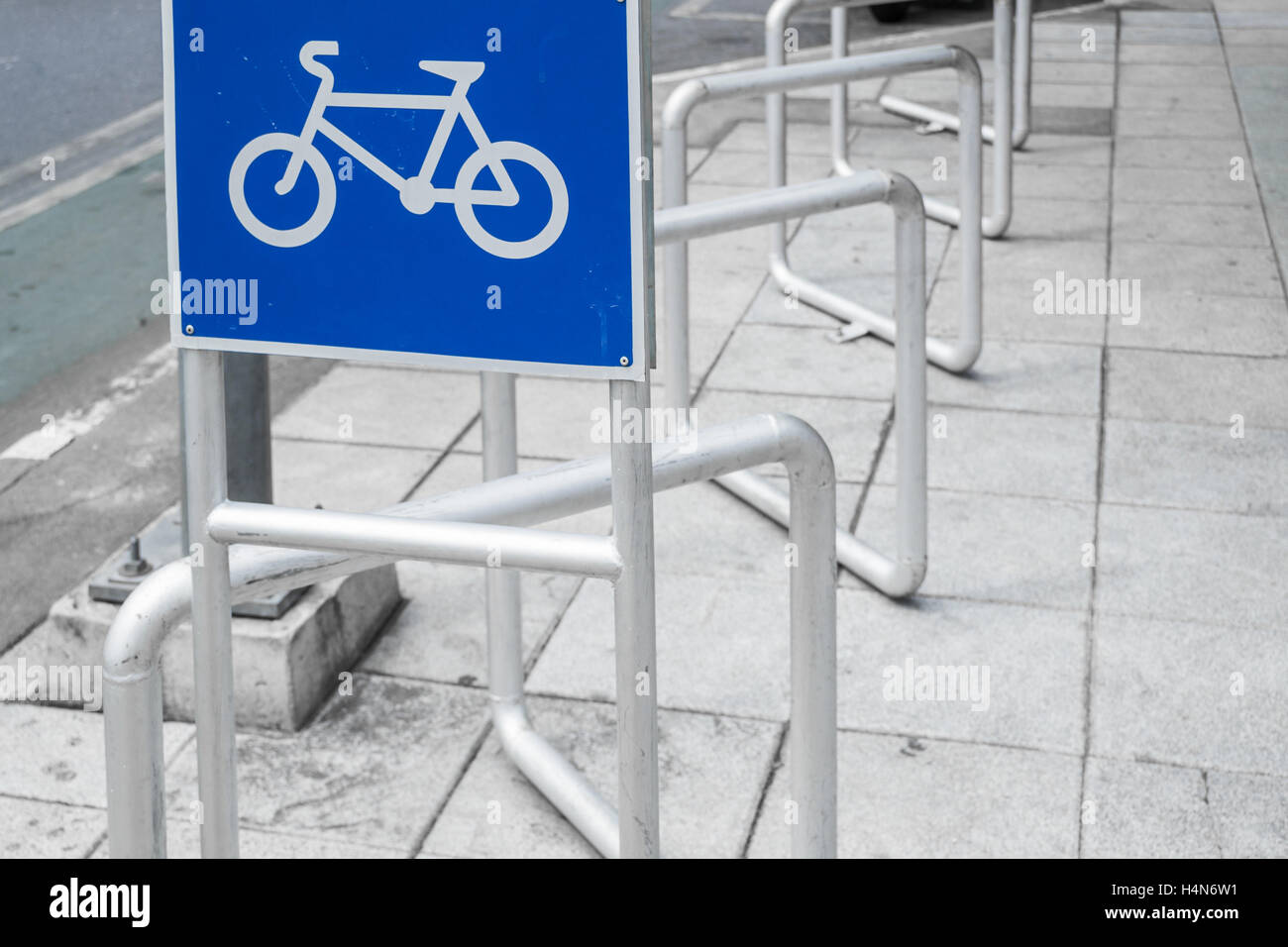 Modern bicycle parking hi-res stock photography and images - Alamy