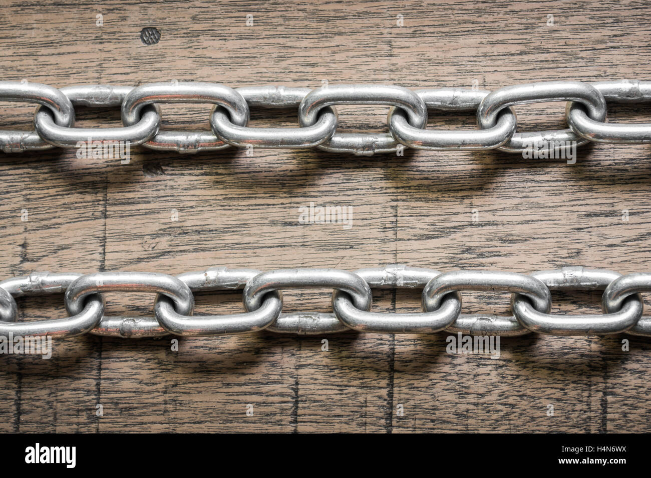 Steel chain background hi-res stock photography and images - Alamy