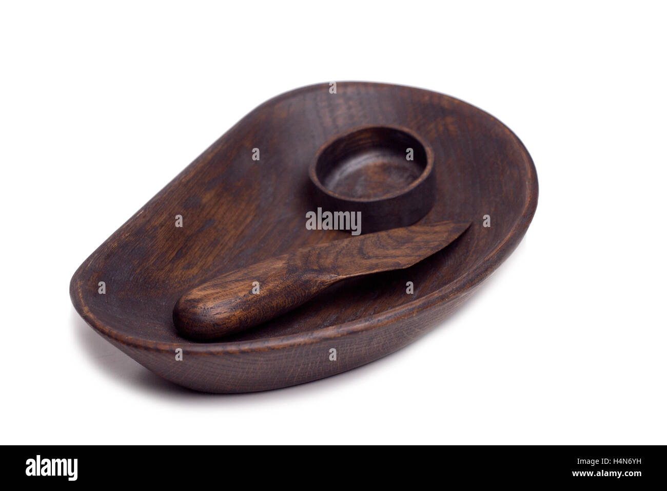Wood plate and kinfe isolated on white background Stock Photo - Alamy