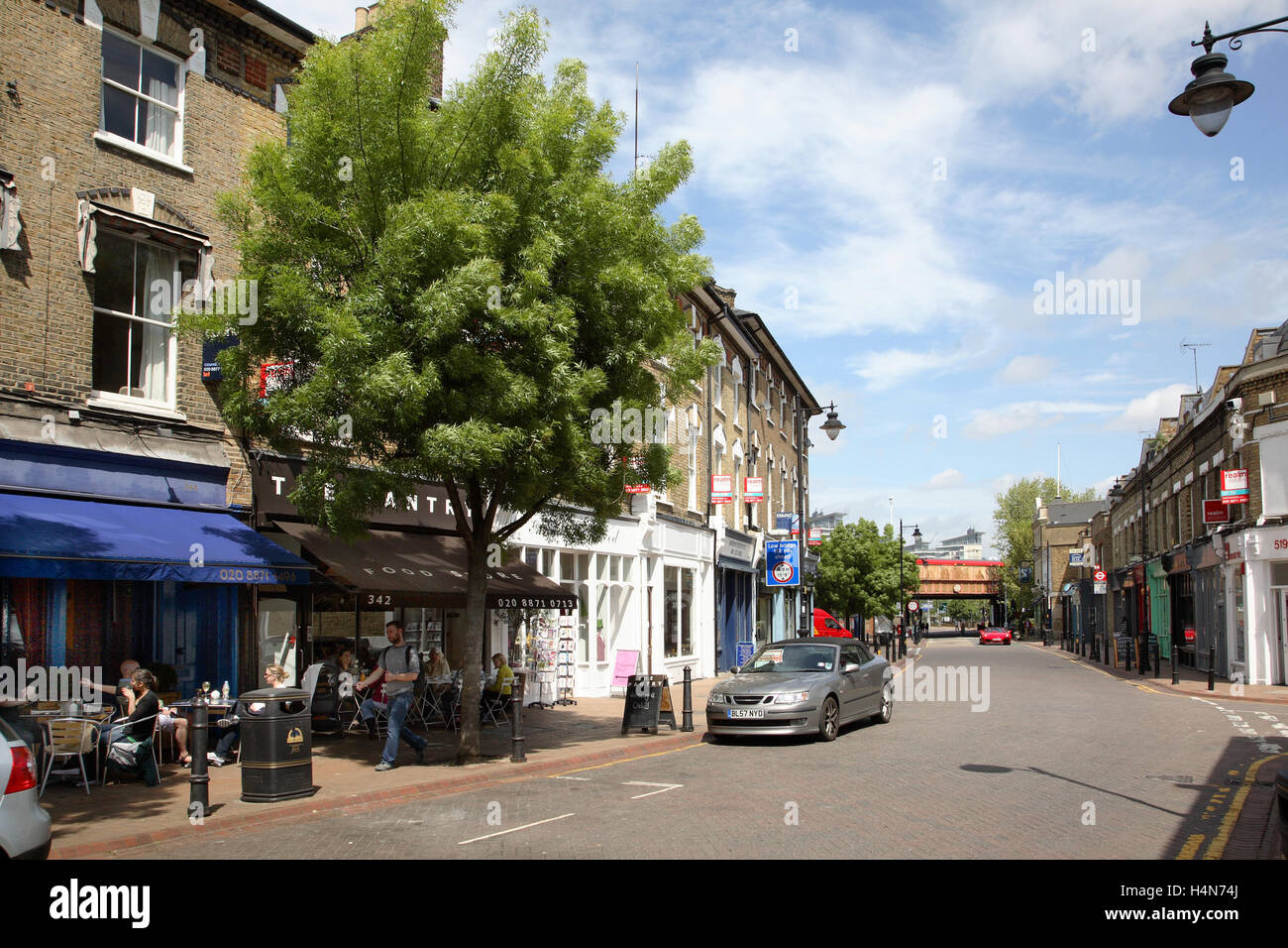 Wandsworth town, shops hi-res stock photography and images - Alamy